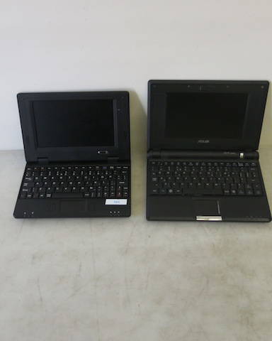 2 x Mini Laptops, Ubisurfer DW-SB02 & Asus Eee Laptop 7 Screens…