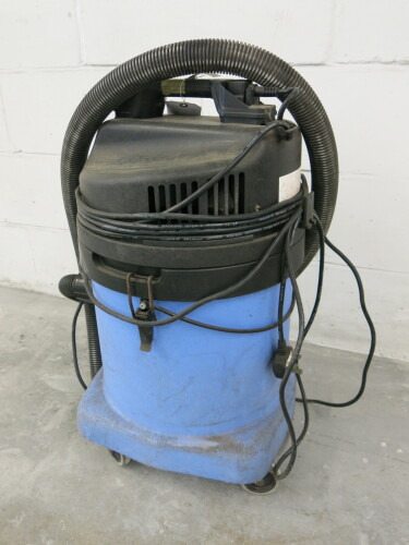 Numatic CV570 Wet & Dry Vacuum Cleaner.