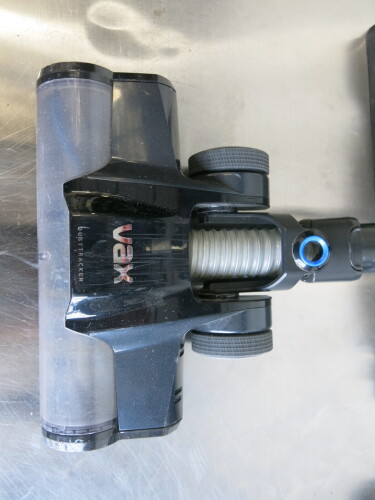 Vax ONE PWR System to Include: 1 x VAX Blade 4 Vacuum Cleaner, 1 x VAX ...