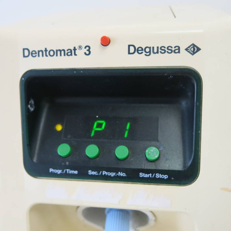 Degussa Dentomat 3 Amalgamator, S/N 77294