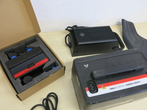 GK22 WLP: Niu NQi GT Electric Scooter, Mileage 17.Comes with V5, 1 x ...