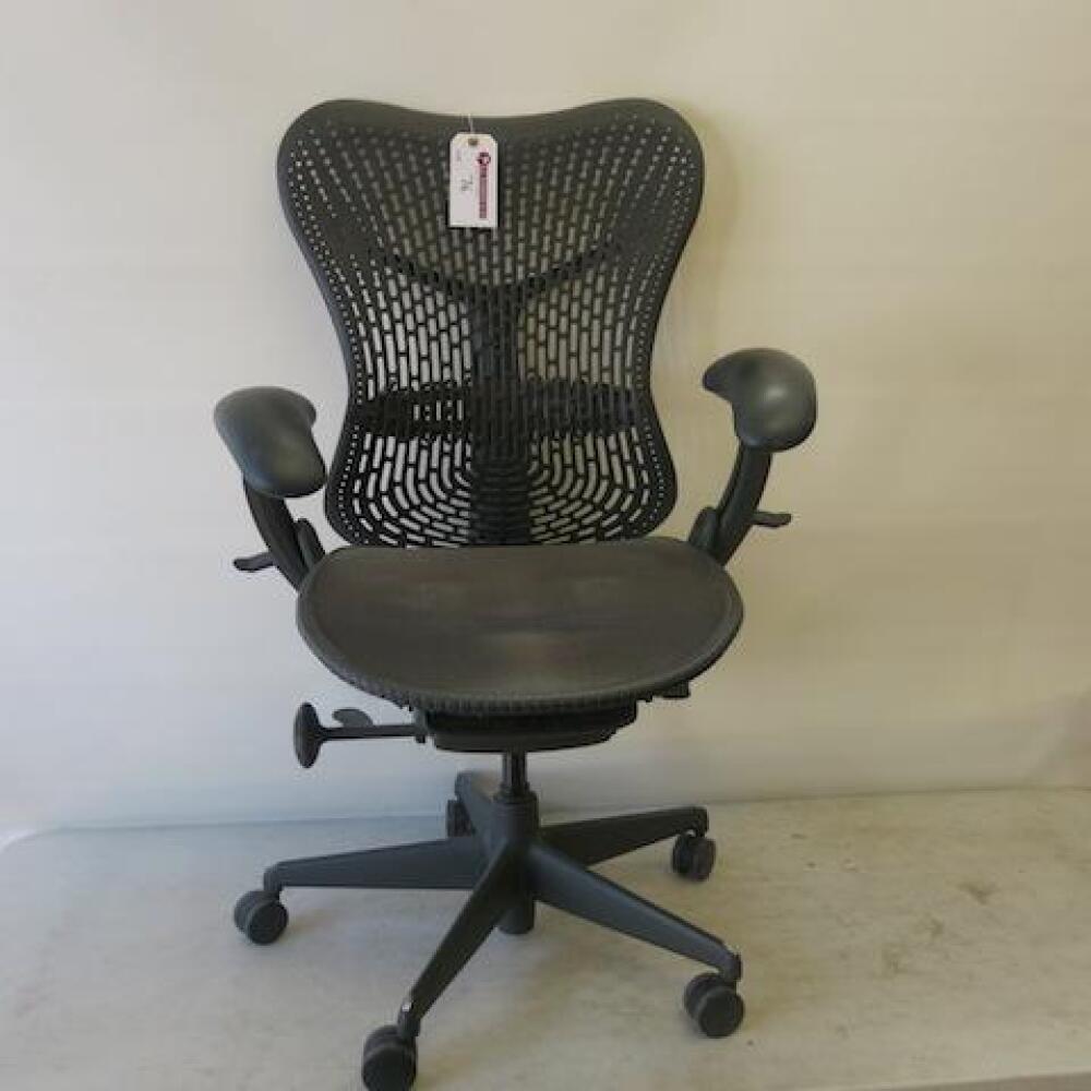 Herman Muller Mirra Office Swivel Chair Airweave Seat