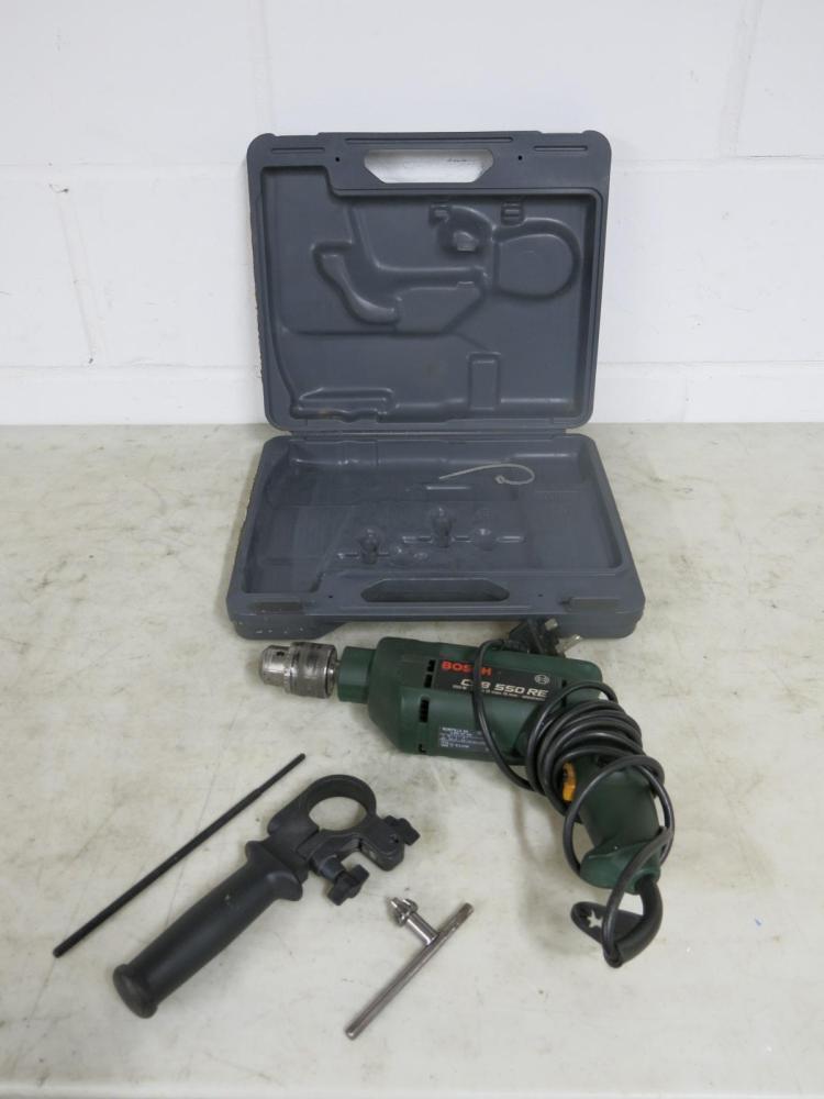 Bosch Hammer Drill Model CSB 550 RE. Comes in Carry Case Appears Little Used