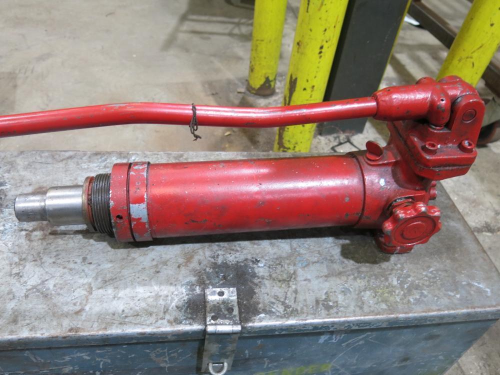 Staffa Tube Bender & Quantity of Formers in 2 Metal Carry Cases.