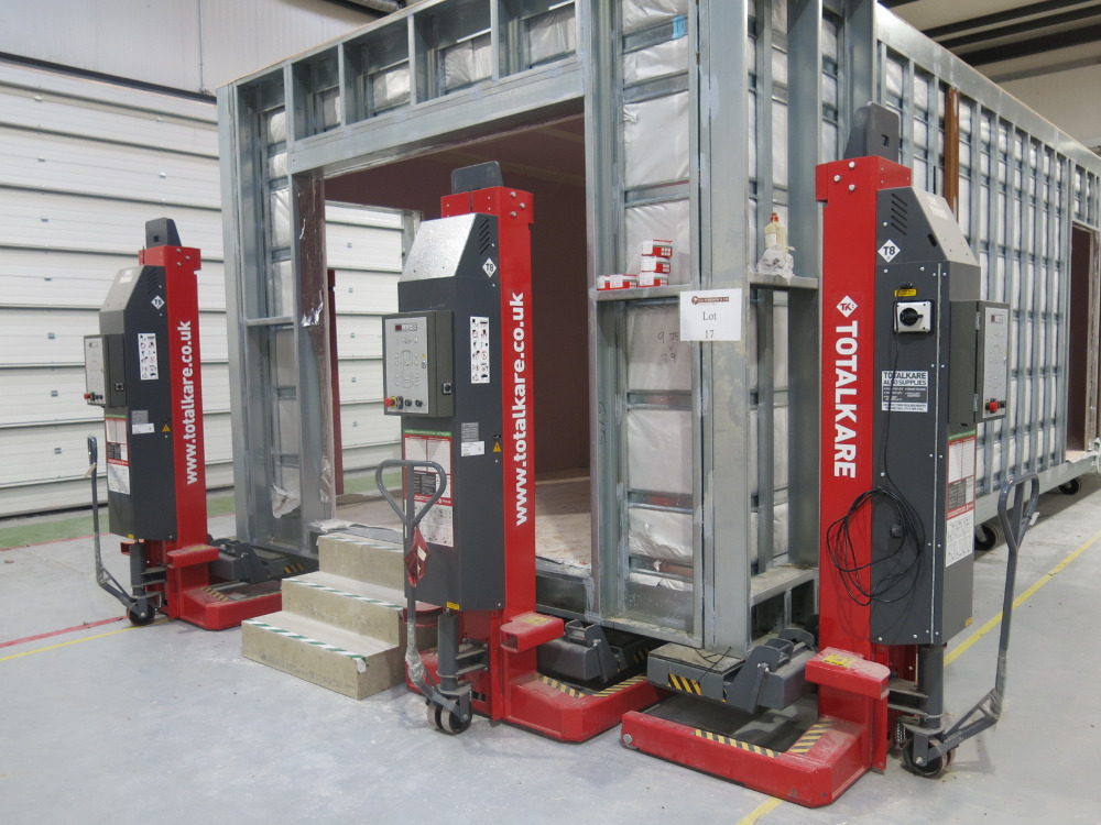 Set of 4 Totalkare T8DC, Cable Free, 7500kg Mobile Column Lifters, DOM ...