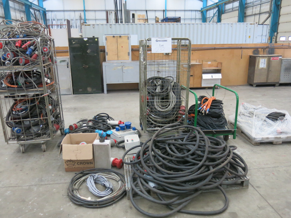 Large Quantity of Heavy Duty Industrial Cabling with 3 & Single Phase ...