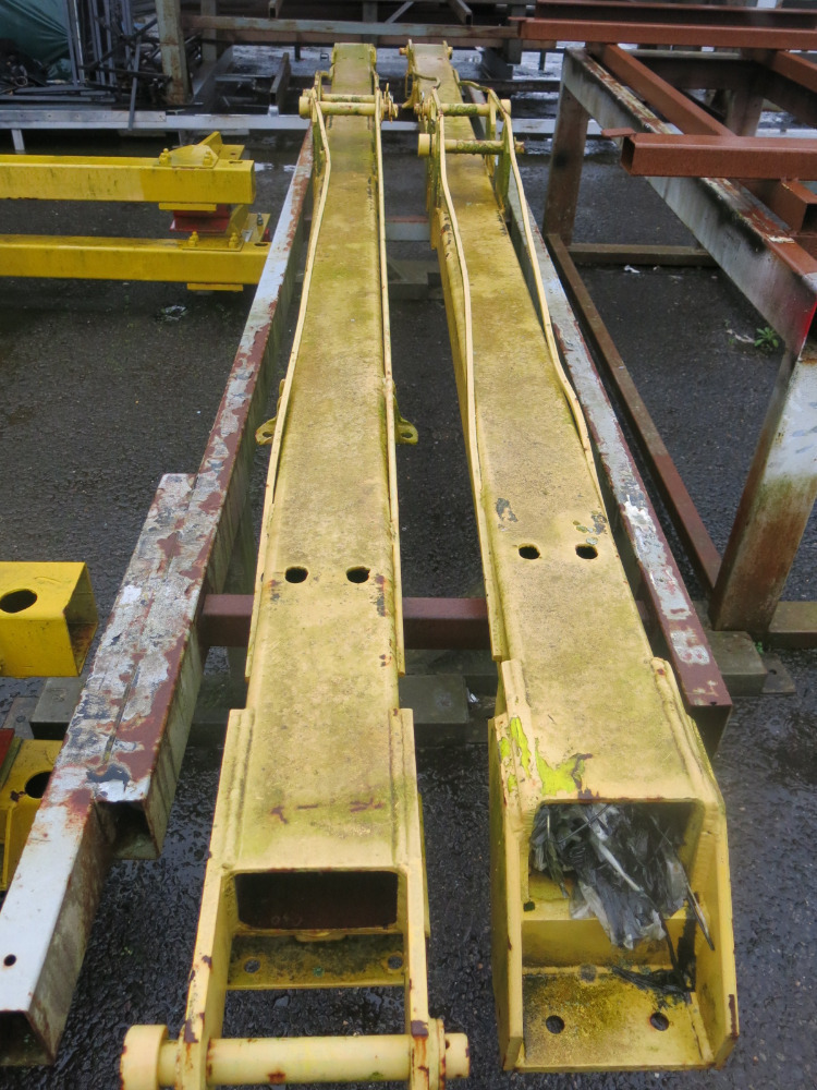 4 x Yellow Heavy Duty Crane Lifting Spreader/Jigs Attachment.