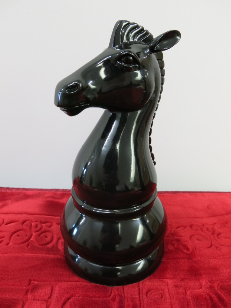 3 x Black Oversized 'Andrew Martin' Chess Pieces to Include King, Queen ...