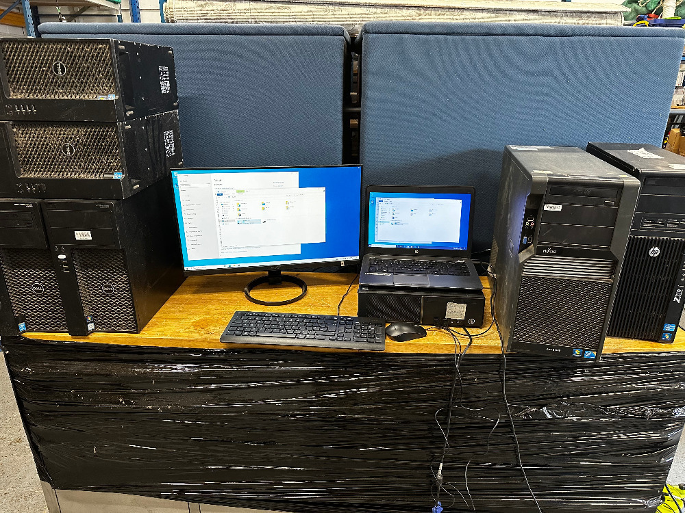 Assortment of IT Equipment to Include: 1 x Lenovo V520S Running Windows ...