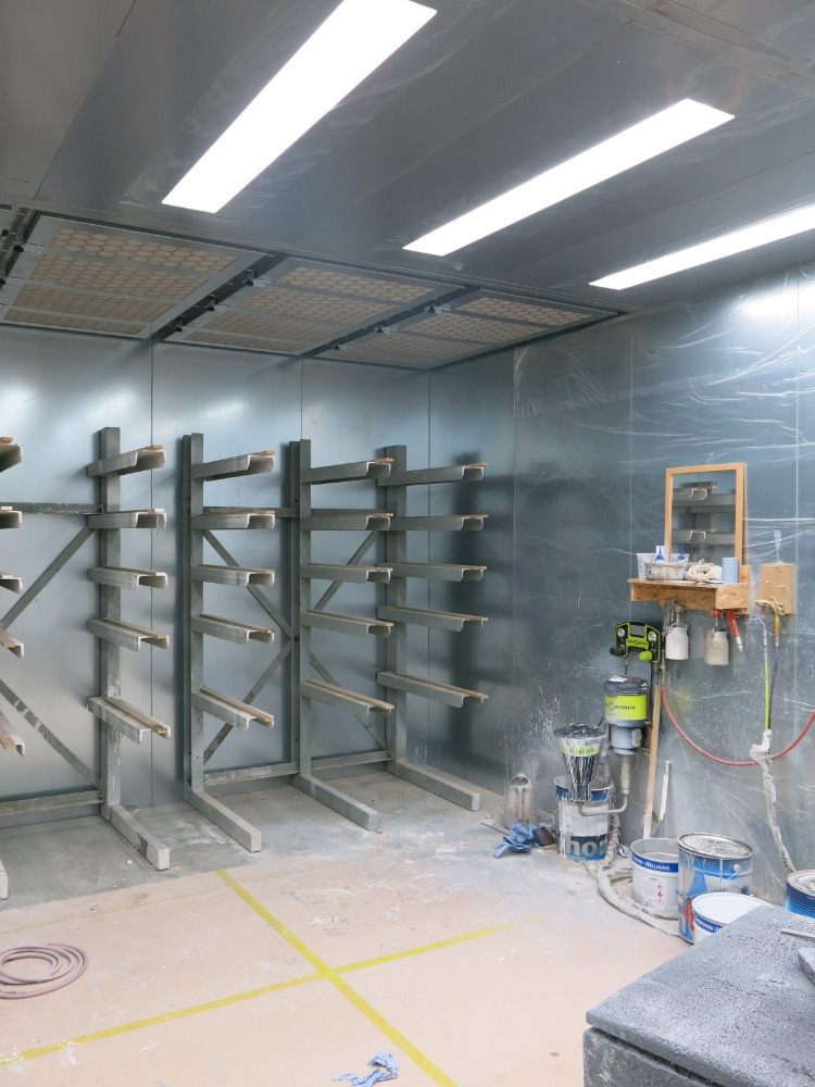 Hi-Tec Dryback Self Contained Galvanised Spray Booth with Extraction ...