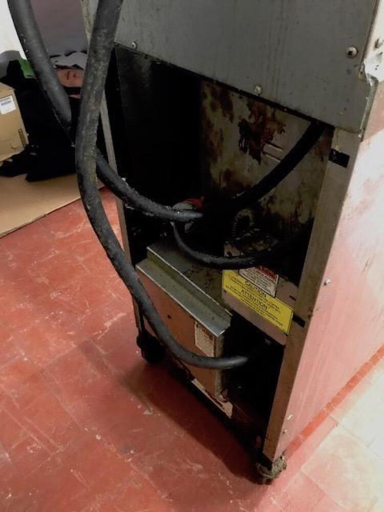 Henny Penny Model OFE-321F Computron 1000 Twin Basket, Two Program ...